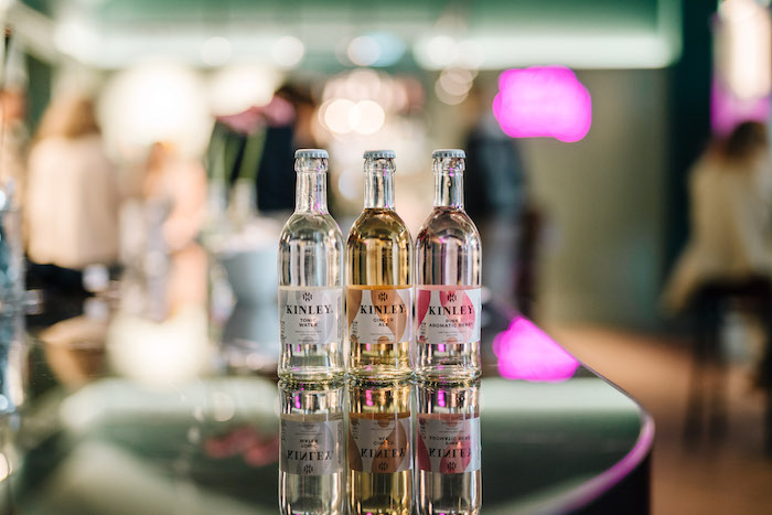 Kinley uvádí kampaní novou identitu i příchuť | MediaGuru